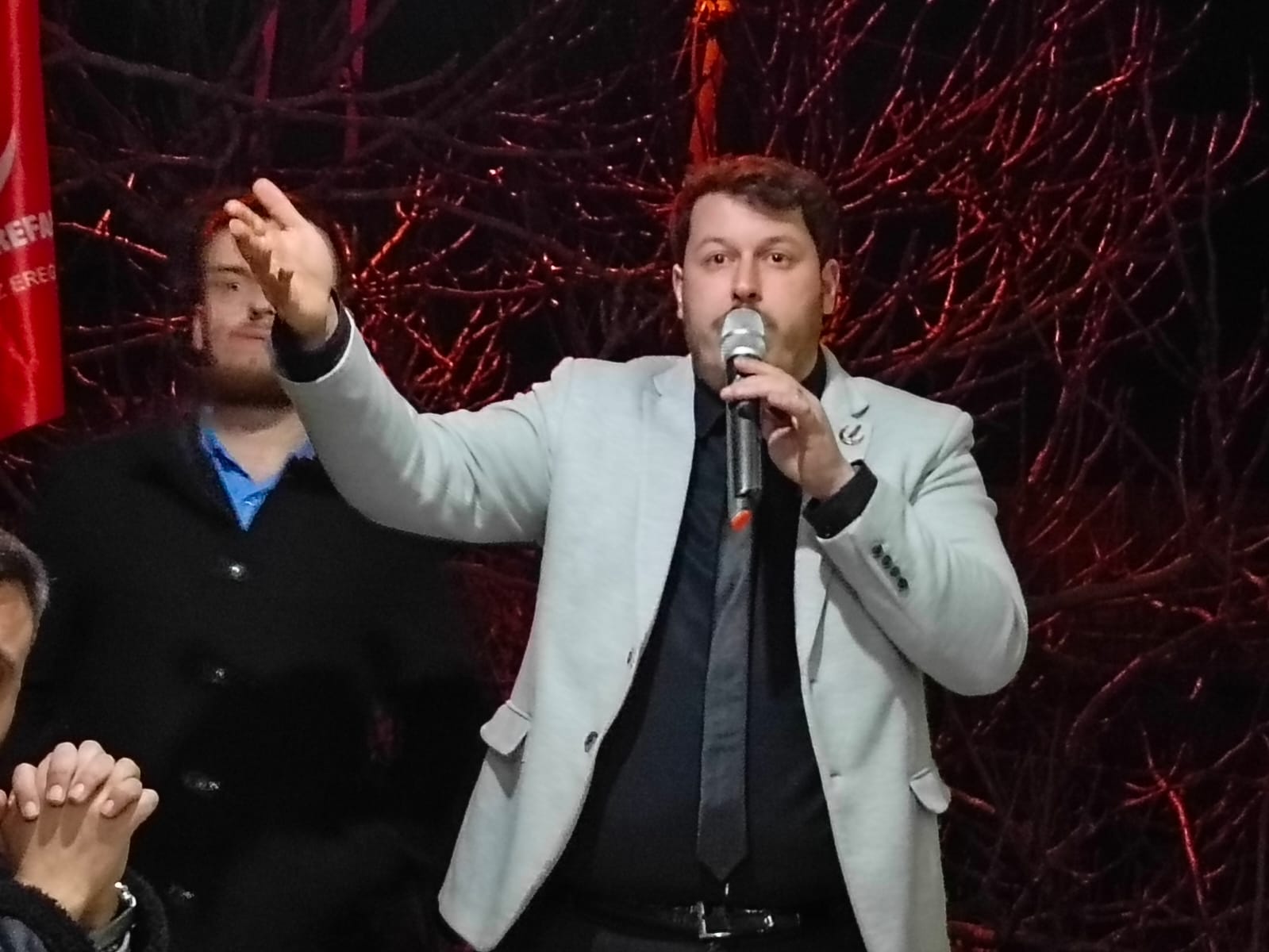 Emre Karaarslan Sezer'e patladı... - Zonguldak Ereğli Haberleri